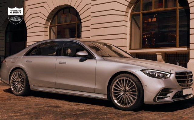 Rent a Luxury Car: Best Road Trip Destinations in Dubai and Abu Dhabi ...